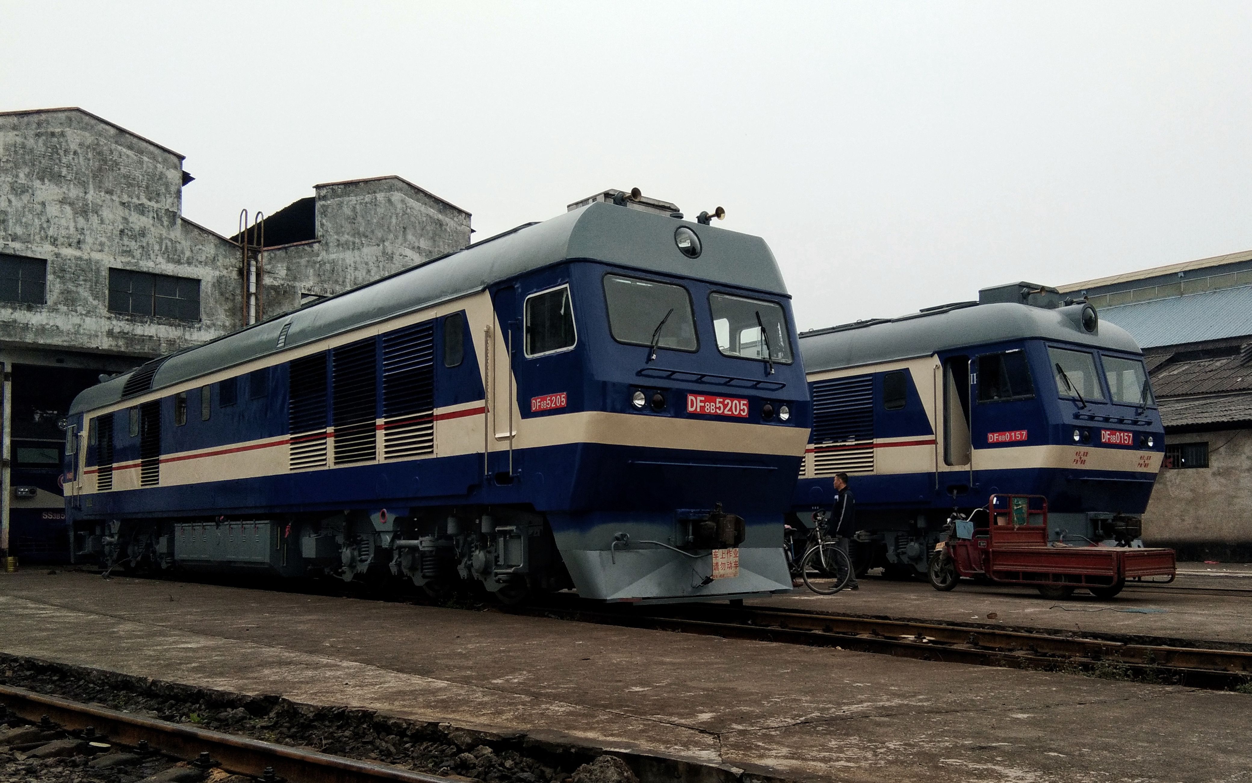 ...区鹧鸪江站,其后福州到昆明的K635次列车(已停运)亦以2倍速紧随其后!