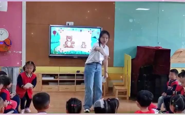 幼儿园公开课小班数学《大大小小》ߔ�幼儿园公开课小班数学《大大...