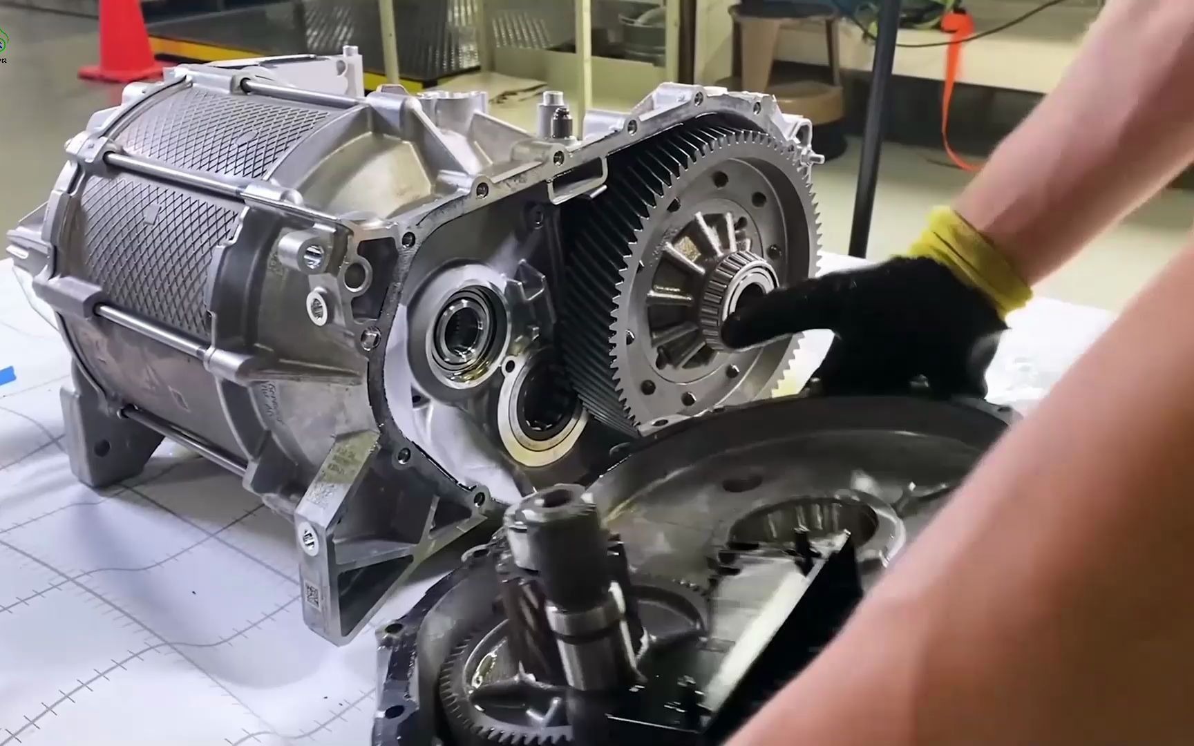 Volkswagen大众ID.4电驱动、减速器拆解—新能源电动汽车维修