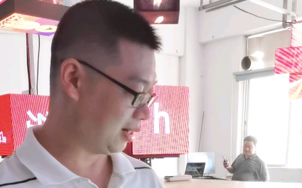 ...屏显示屏智能APP控制全彩广告奶茶店正方体炫酷门头标识标牌广告牌