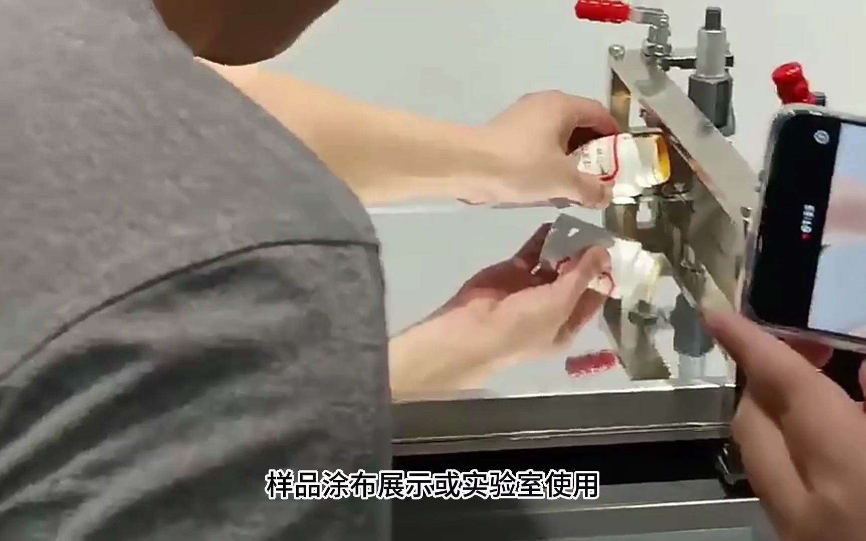 小型涂布机的工作原理