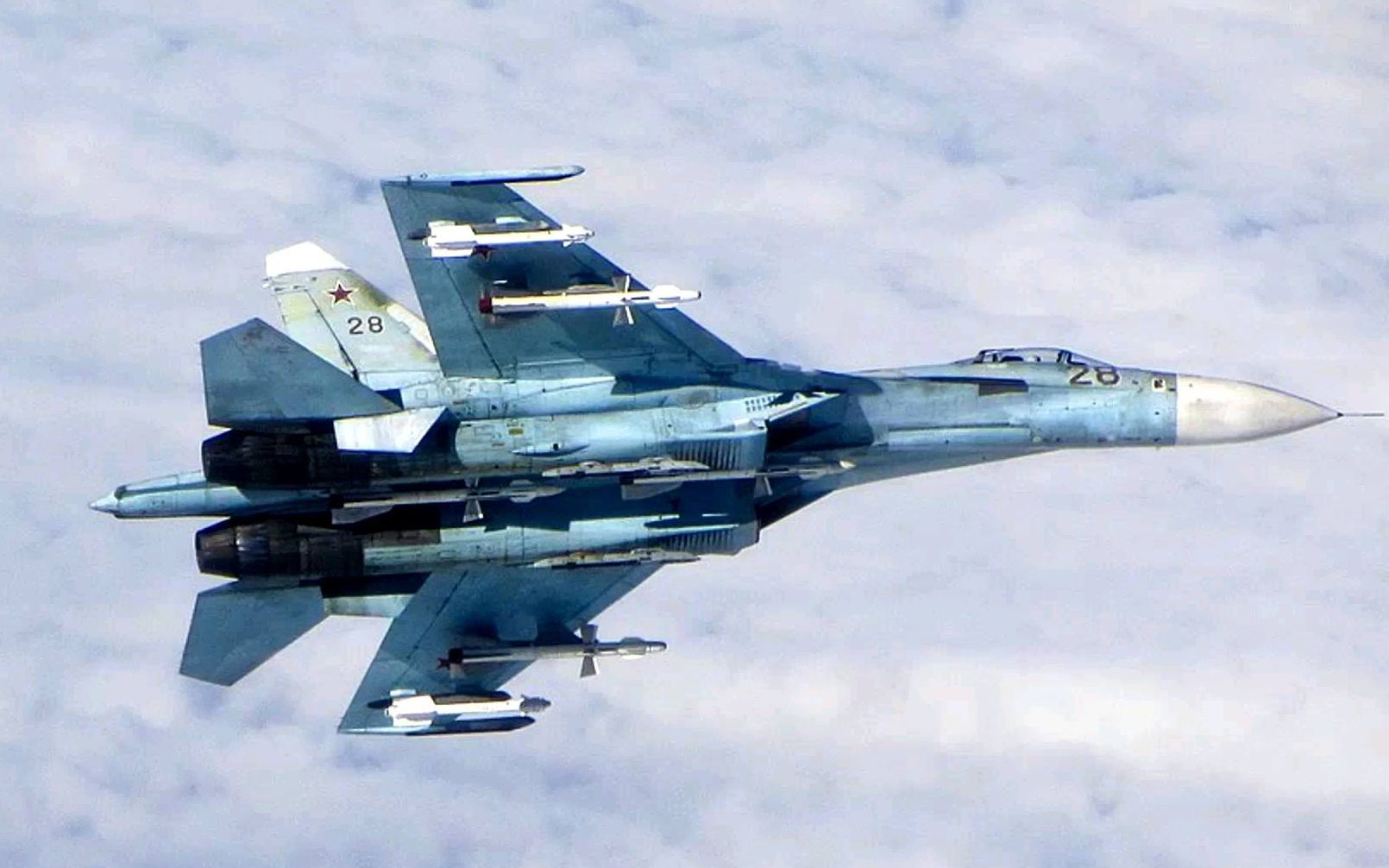 su27航炮格斗第一轮