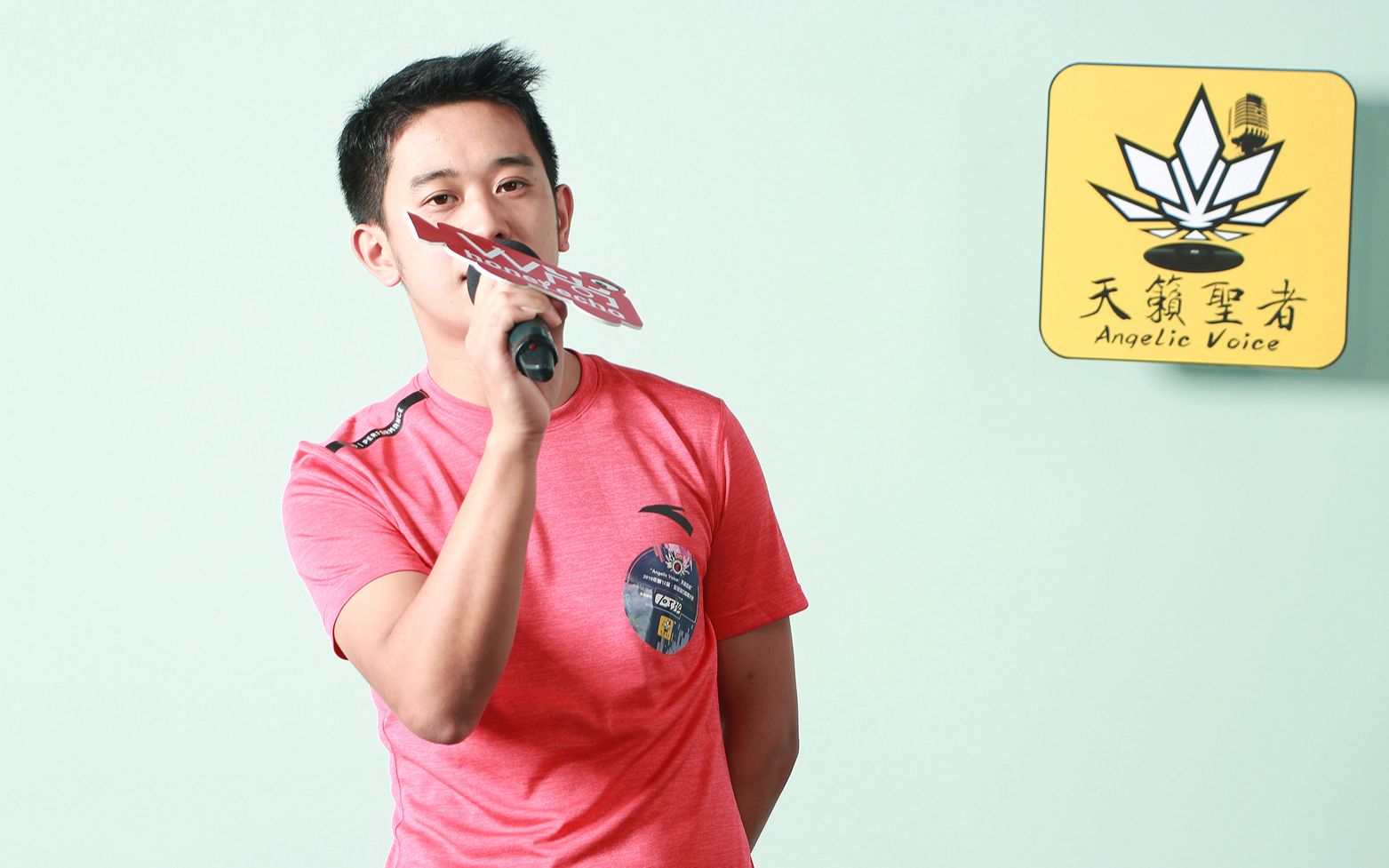 “他说:我是唱作人,国家版权局已经收录了这首全走音的原创歌曲!”...