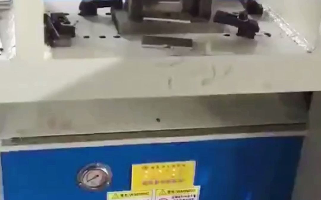 扁铁切断设备,板条冷拉冲断机械