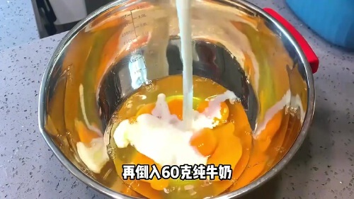 绝了!简单的电饭煲蛋糕做法,做出来蛋糕蓬松暄软