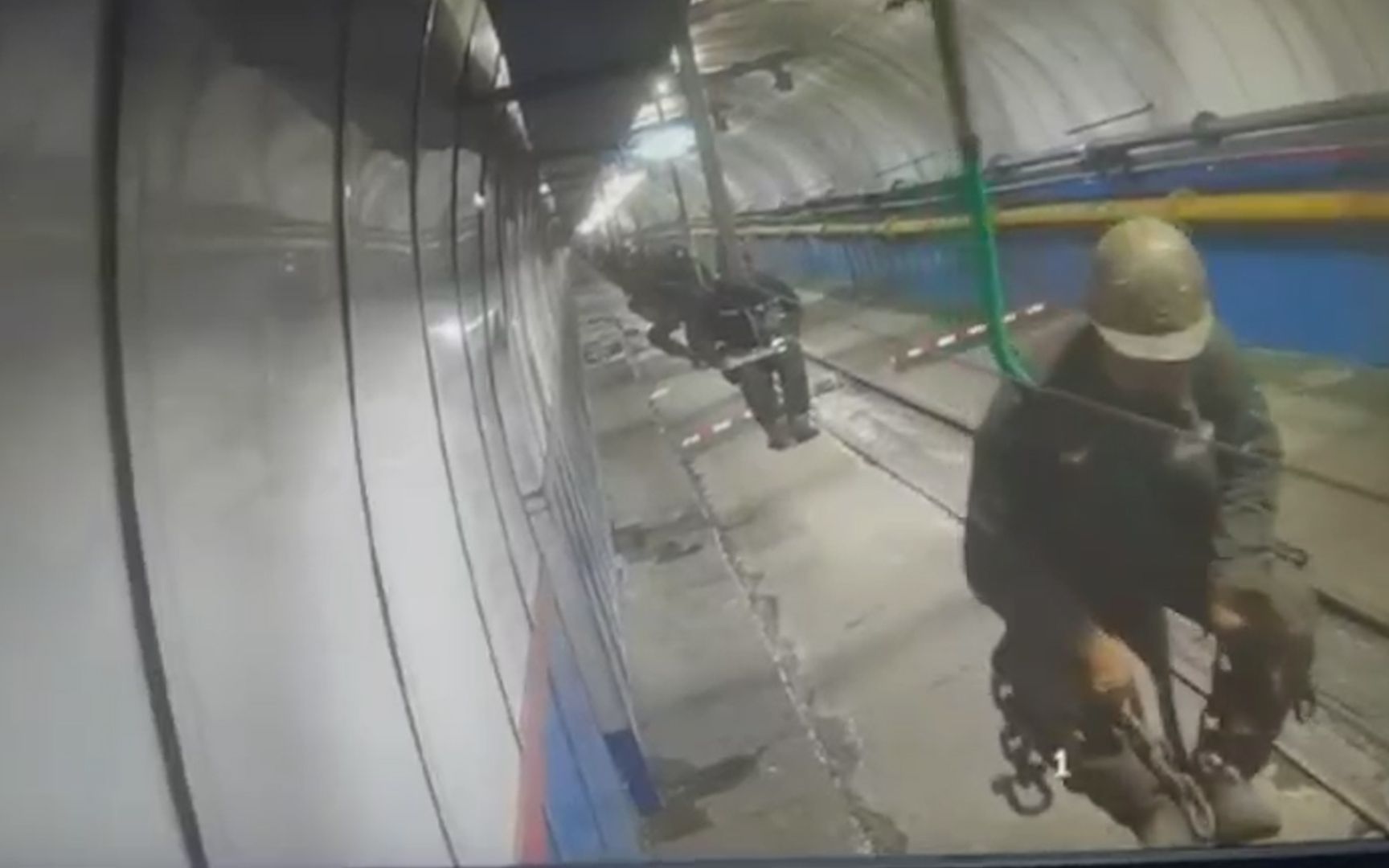 山西一煤矿架空乘人装置突然加速后退致3死多伤 事发画面曝光