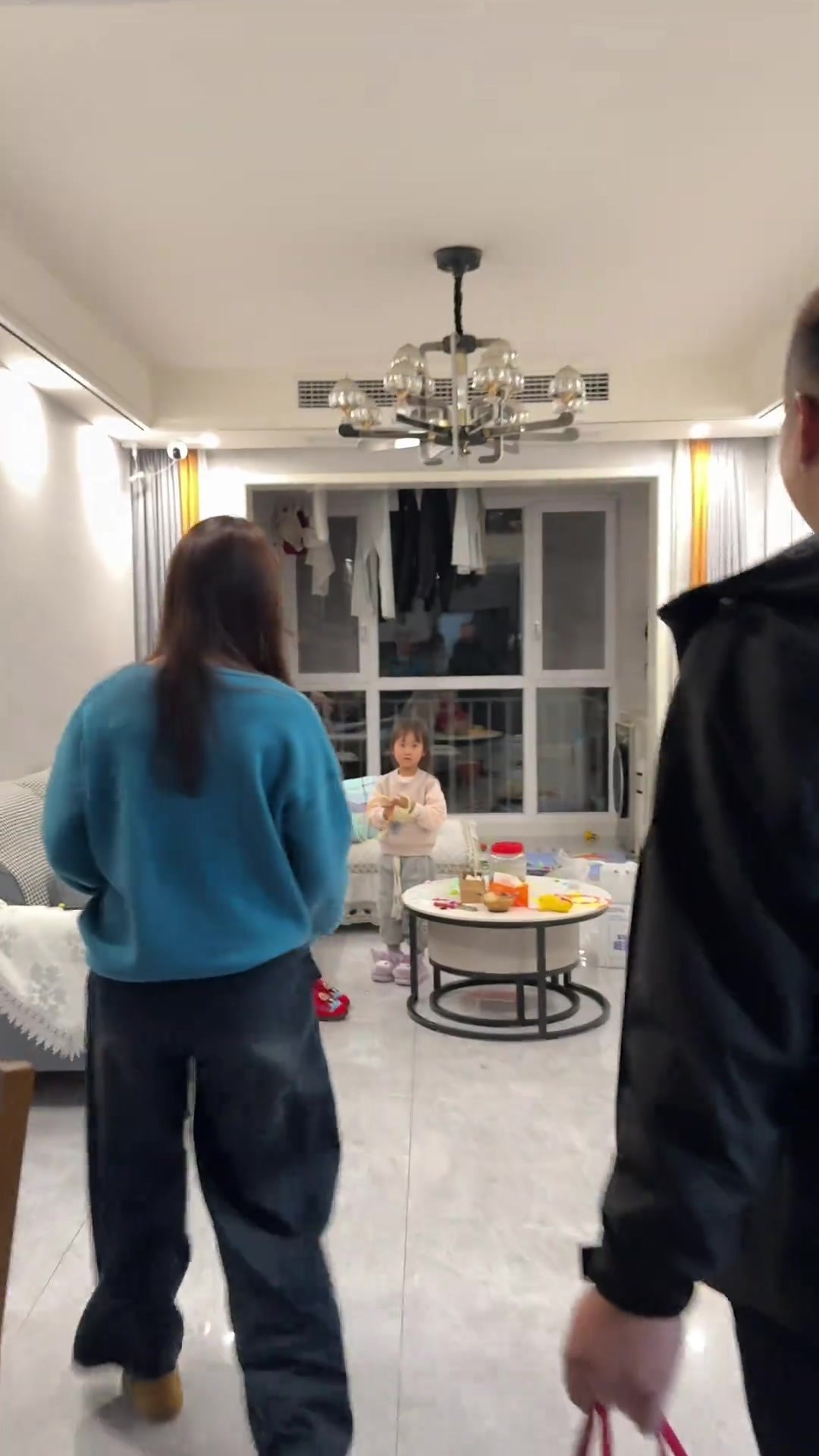 姐妹们时隔几个月我又出差了 因为好多姐妹在催衣领净的大机制