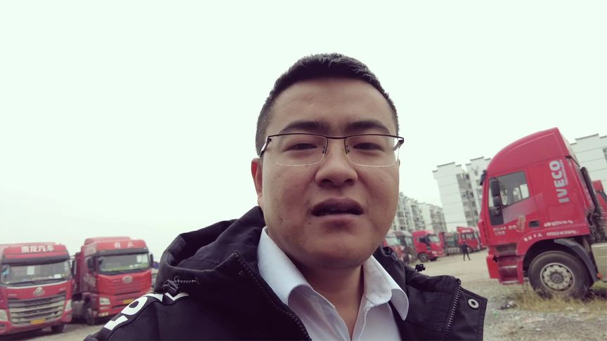 半挂牵引车,如何区分轻量化和重载版本,三辆车教会你