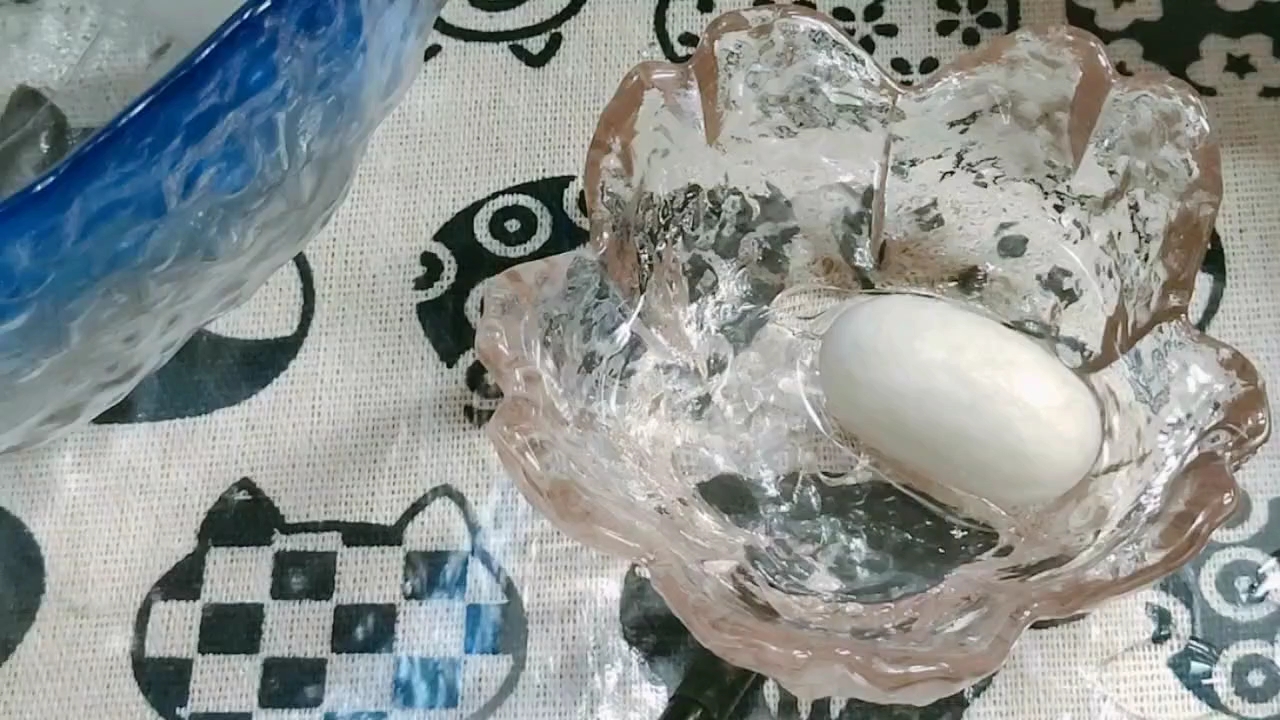 【缫丝蚕茧】从一根丝开始 40分钟抽丝过程 快放 2分钟