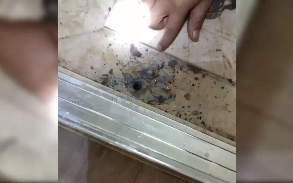 重庆卫生间漏水堵漏维修,高压注浆的危害,这个视频告诉你!