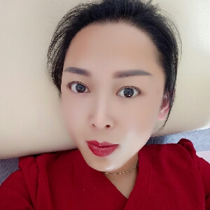 爱说爱笑的小仙女 