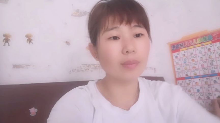 今天带宝宝去做康复回来的路上遇到交警把我电瓶车收了因没牌照。