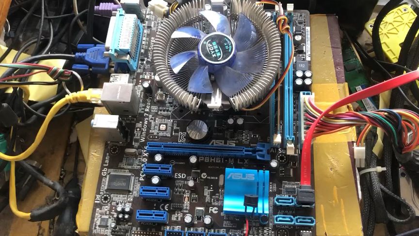 客户要的三块华硕主板需要更新BIOS 不会的可以参考下