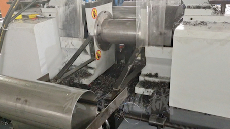 大口径不锈钢管材双头平面倒角#倒角机 #双头倒角机#倒角机厂家 #托...