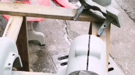 70年北京钢窗厂台钻翻新-(4)喷树脂底漆