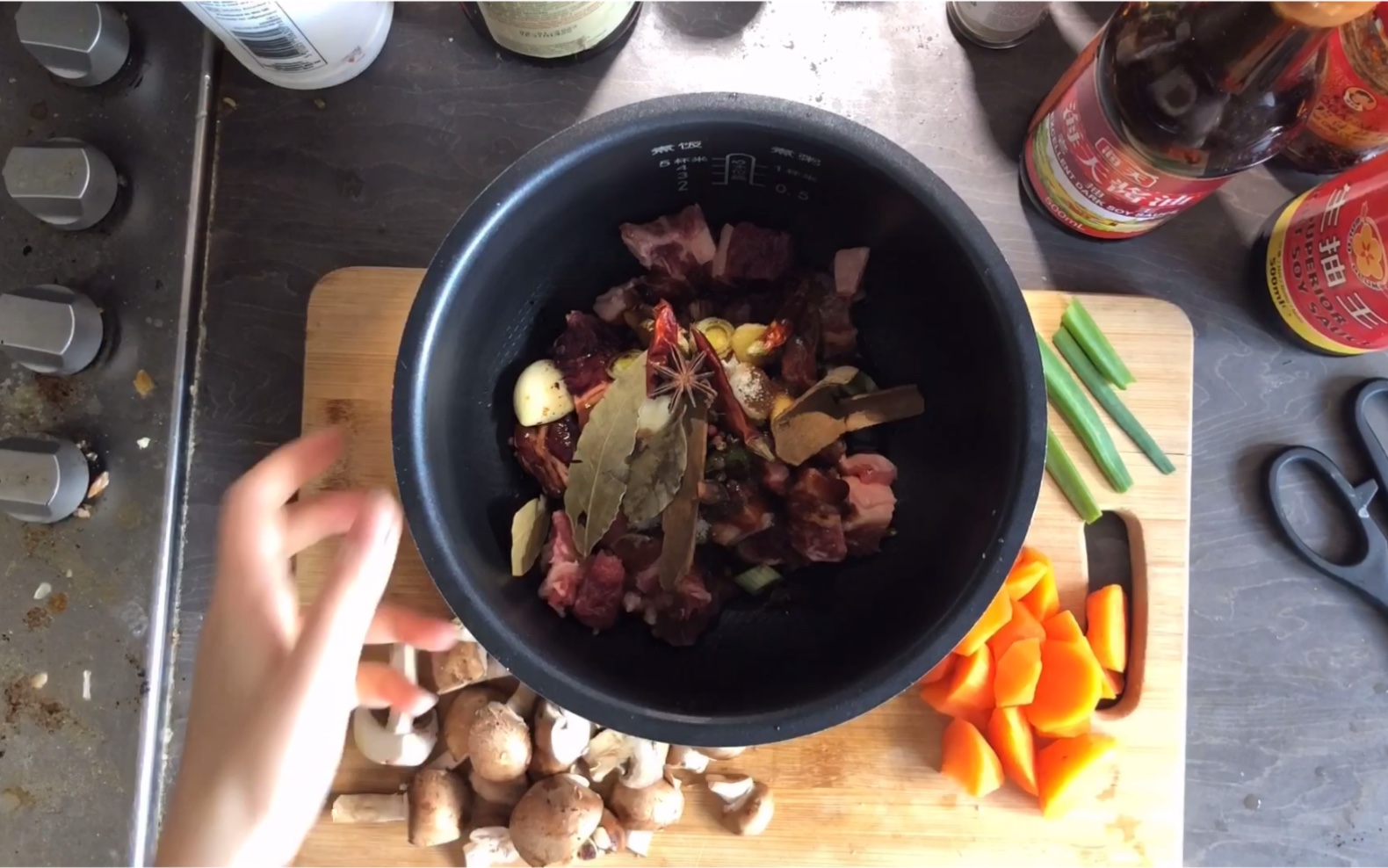 due完第一顿好吃的!炖!牛!腩!