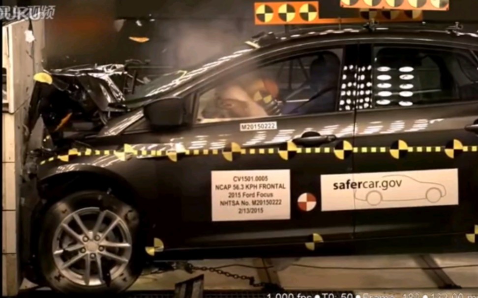 NHTSA 2015 福特福克斯 100%正面碰撞测试