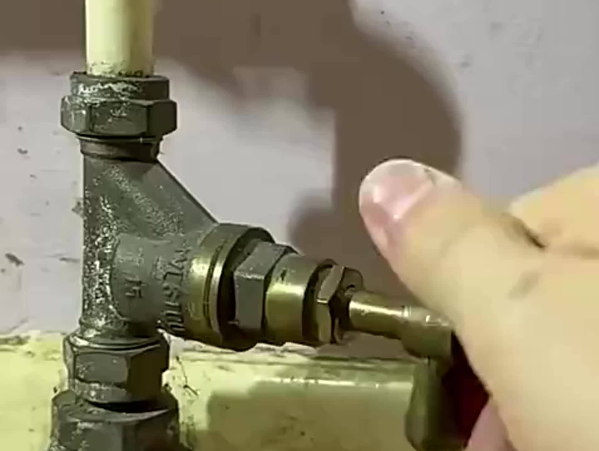 安装水垢过滤器 装修细节