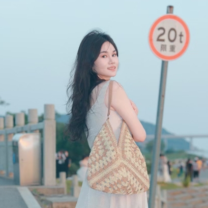 教语文的小苏老师 