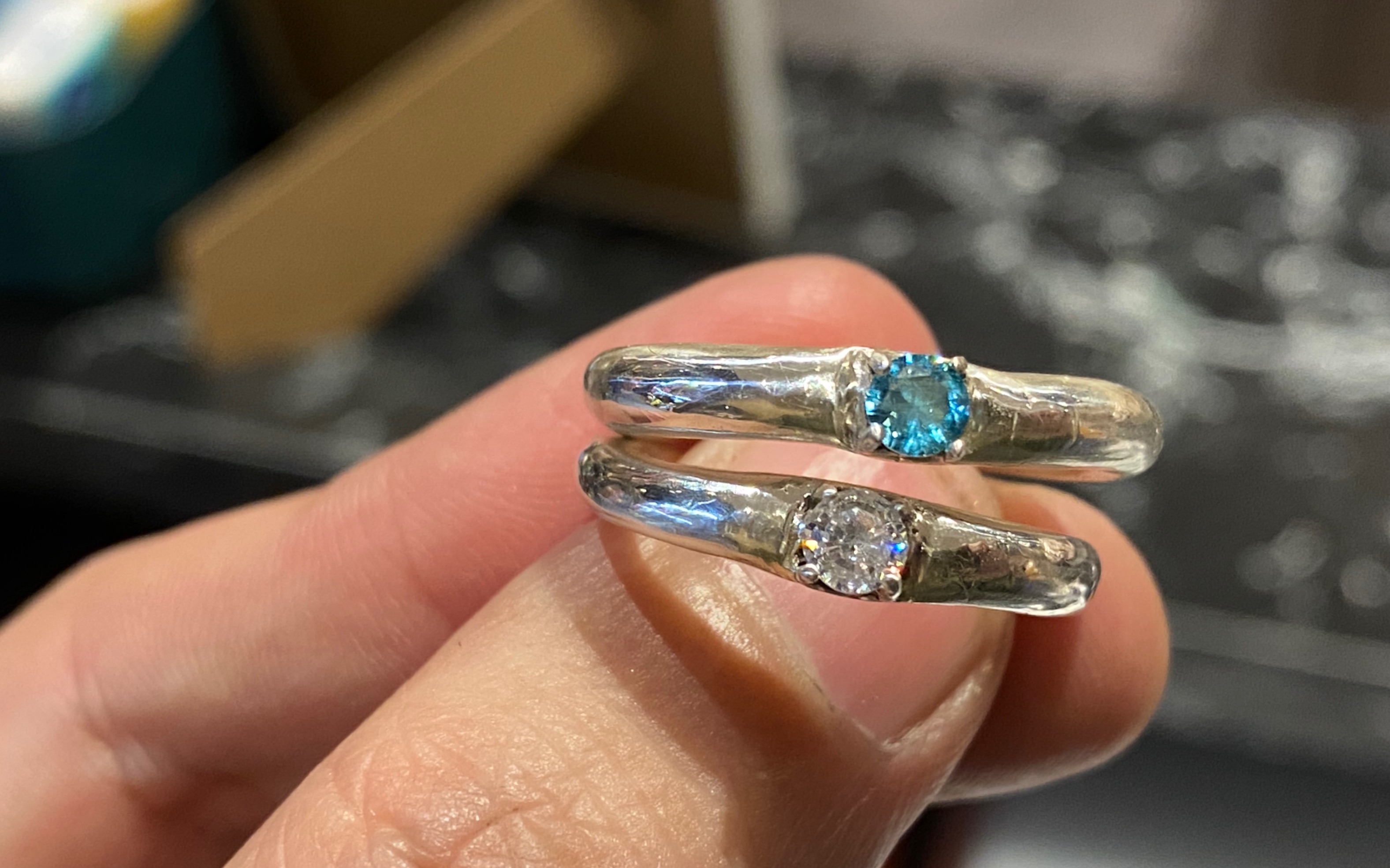 教你做一个银粘土爪镶戒指