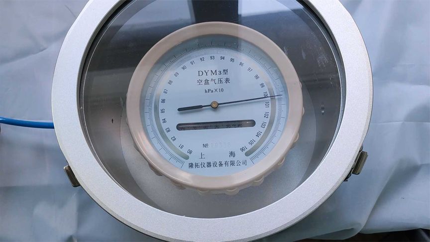空盒气压表检定装置的用法