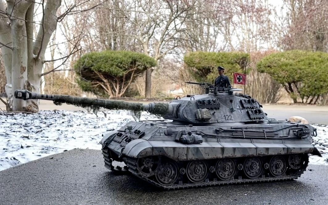 恒龙 1/16 保时捷虎王 遥控坦克