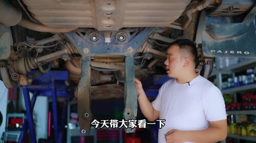 帕杰罗尾部异乡,偏心螺丝检查教程!