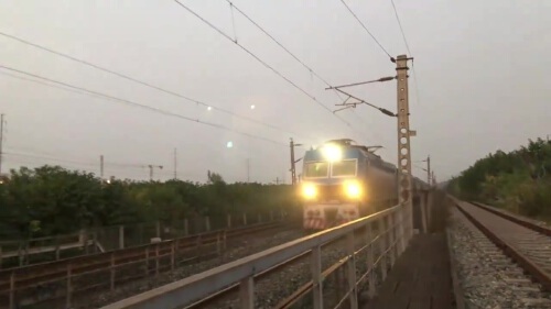 在韶山怀旧的火车站,意外发现K291次列车的秘密旅程?