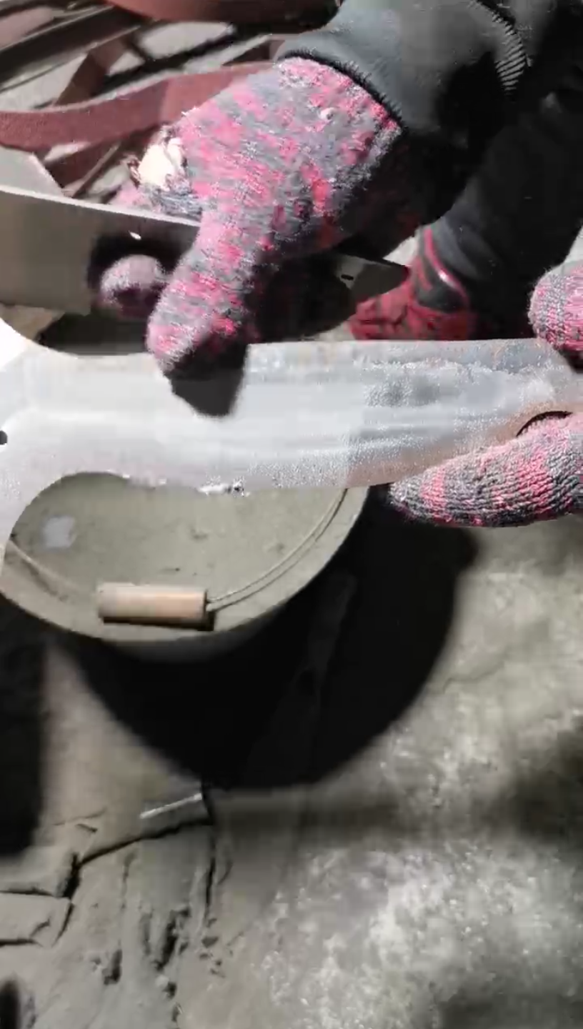 梦中的超级神钢CPM-S125v粉末钢菜刀韧性测试