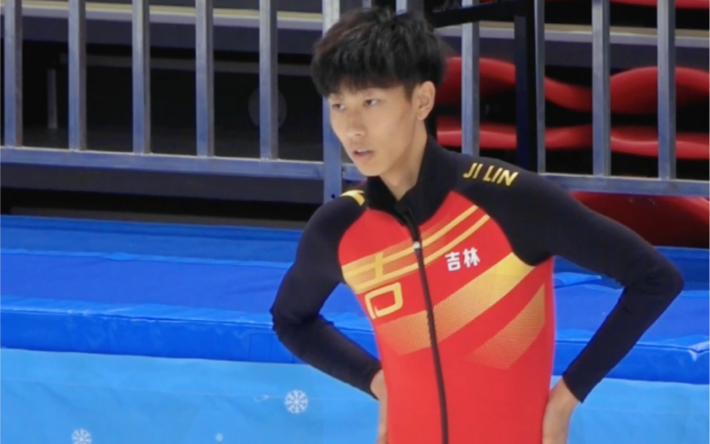 【孙龙】短道速滑国内精英联赛内蒙古呼和浩特站500米领奖竖版直拍