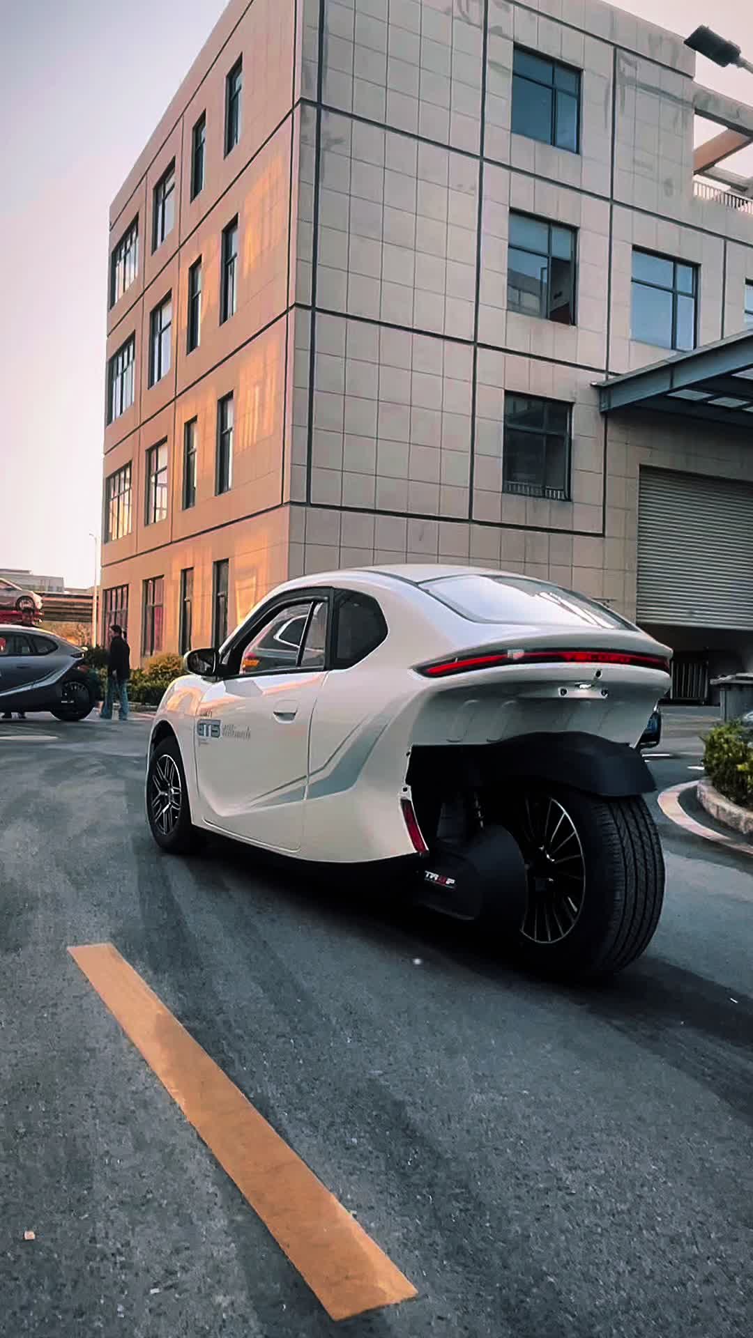 ...GT5#倒三轮 #可上牌电动三轮车 #玉环电车胖虎 #晒出了自己的座驾