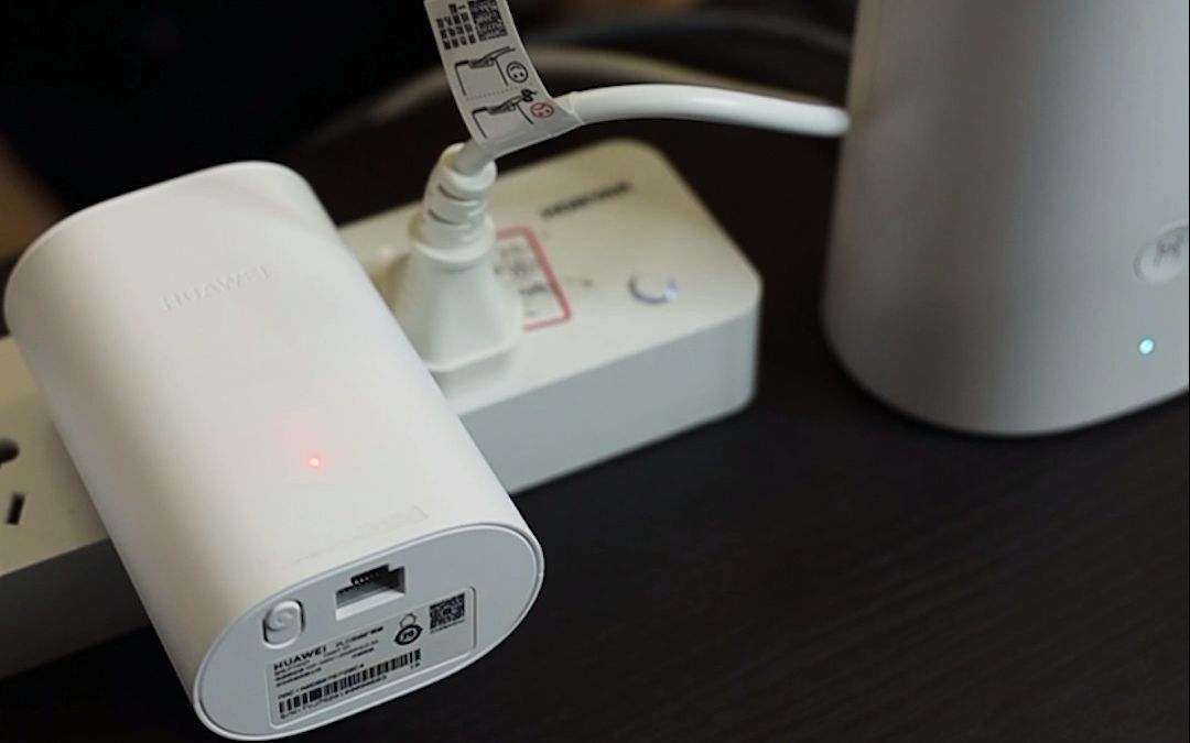 【华为路由硬核玩家】即插即用的子母路由,教你如何一键组网