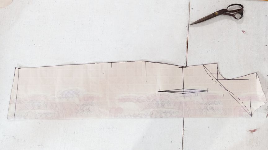 旗袍的裁剪教程,喜欢裁缝的朋友,大家来学习一下