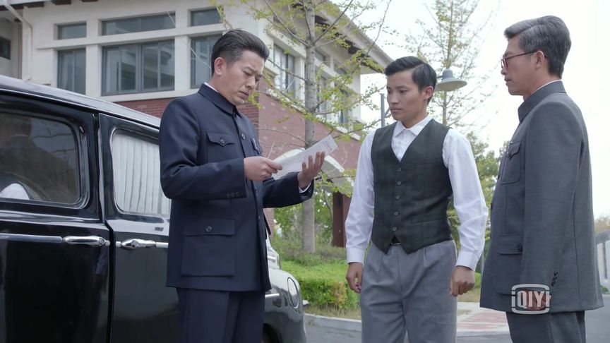 外交风云:新任美国总统福特脚踩两只船,引起了我国强烈的不满