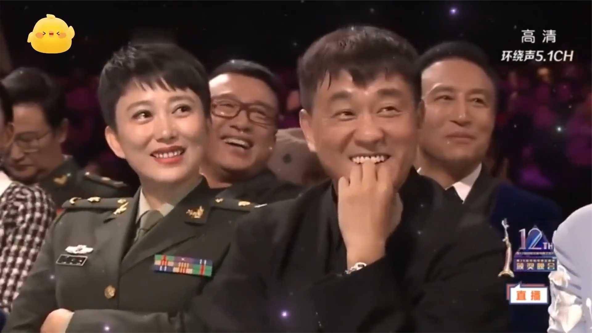 别让于和伟去颁奖礼,三言两语逗得殷桃直跺脚,笑翻台下众大咖!