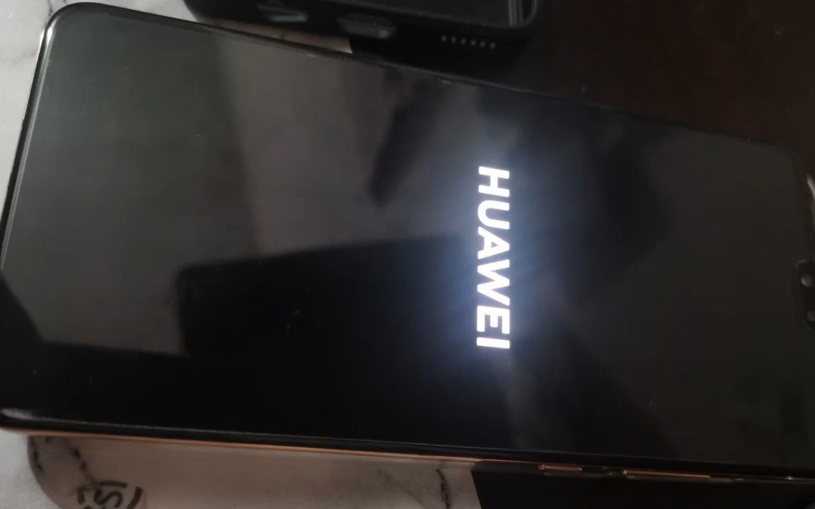 华为荣耀手机此设备已关联至华为帐号(1.),并被激活锁锁定,请输入相应...