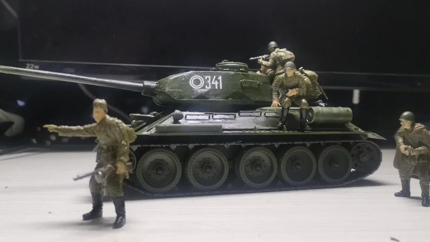 #模型 #军事 #军事模型 #武器装备 #军迷 #男人的梦想 模型兵人