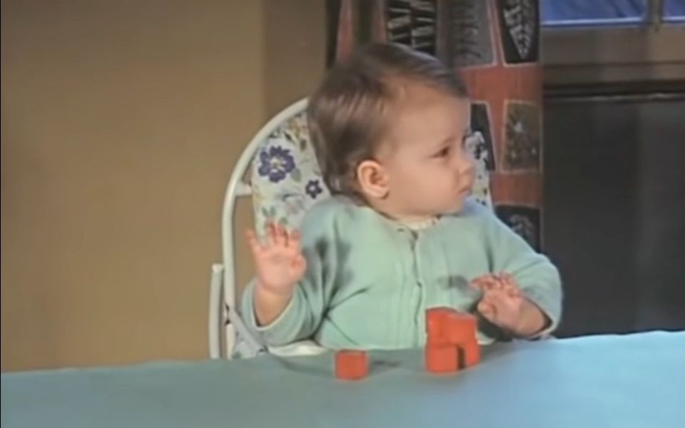 情感剥夺对婴儿感觉和运动行为的影响有多大,看视频就知道了!