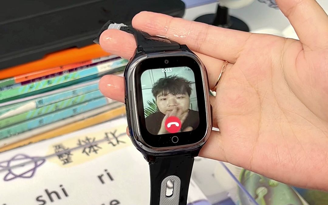 这款儿童电话手表,让孩子远离手机,守护孩子的学习和安全#古讴卡儿童...