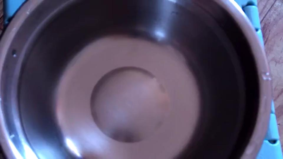 科学探究小实验:物体振动发出声音