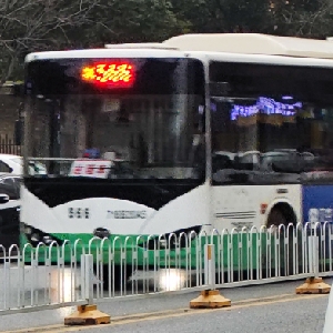 72045-故障车 