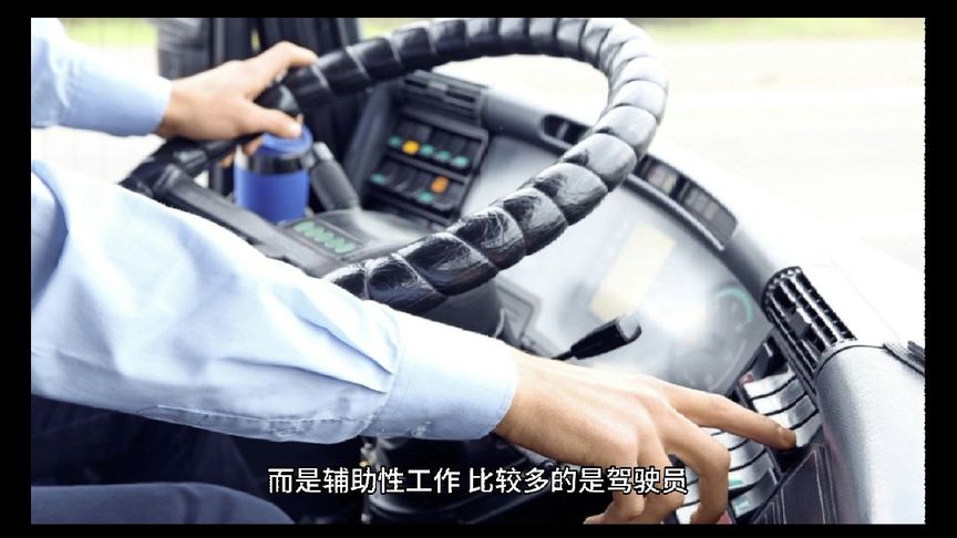 机关工勤技师和二级主任科员工资谁高?差距可能没有想象中大!