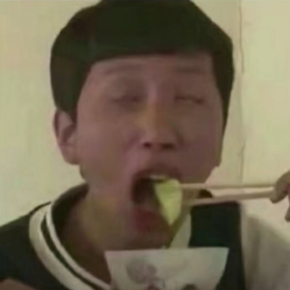少了七颗牙 