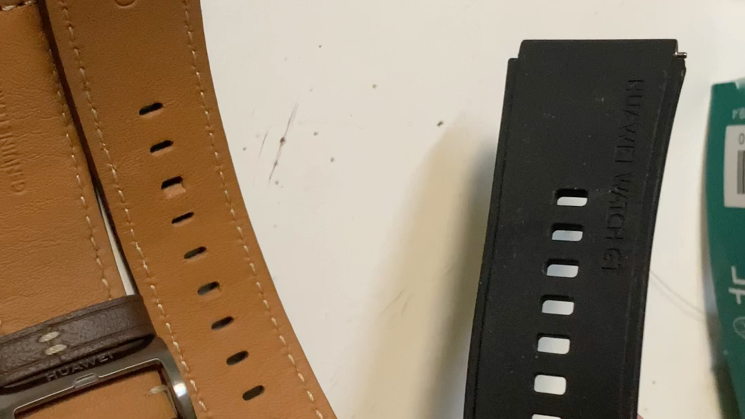 皮表带与树脂表带的选择