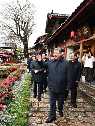 "能不能邀请您来喝杯咖啡?""云南咖啡还是代表着中国的。"习近平在...