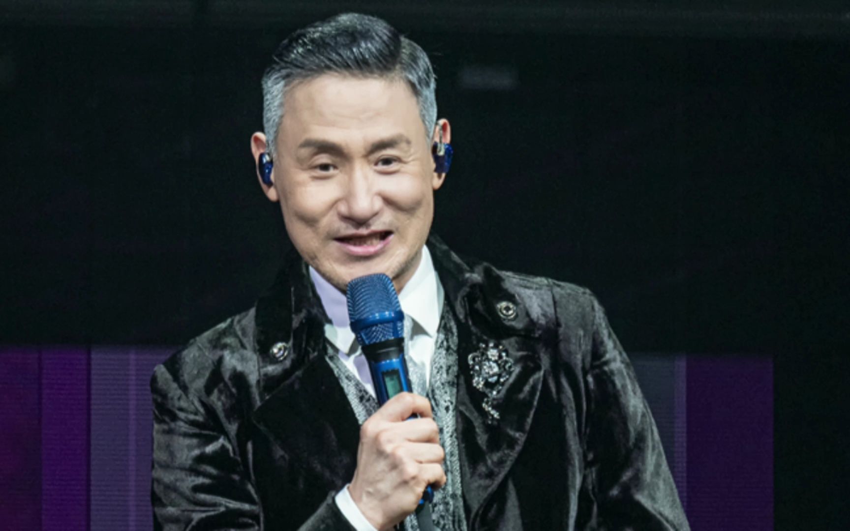 终于用到这个转场啦!(张学友60+演唱会)