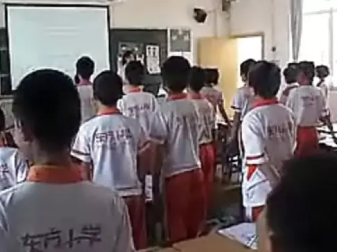 .男生女生,快乐青春--小学心理健康名师课堂实录