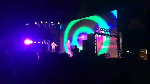 学校元旦晚会节目