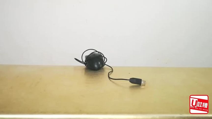 电脑鼠标见过吧?有没有想拆开看看?男子就来盘一下