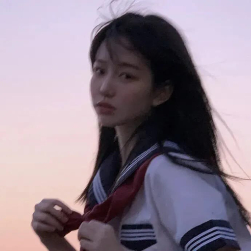 啊丽呢 